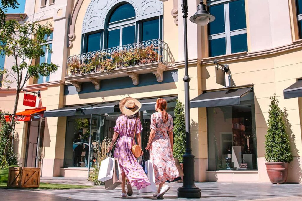 Madrid Outlets 🇪🇸: Top 5 Best Outlet Malls [70% OFF] → Shopping Guide